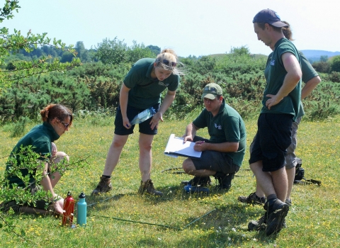 Volunteer | Berks Bucks & Oxon Wildlife Trust
